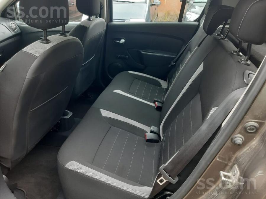 Brown Dacia Sandero 2019 in Daugavpils, with an engine capacity of 0.90 L and mileage of 0 thousand km for 8150 €, photo 18 on AUTOMOTO.COM.LV