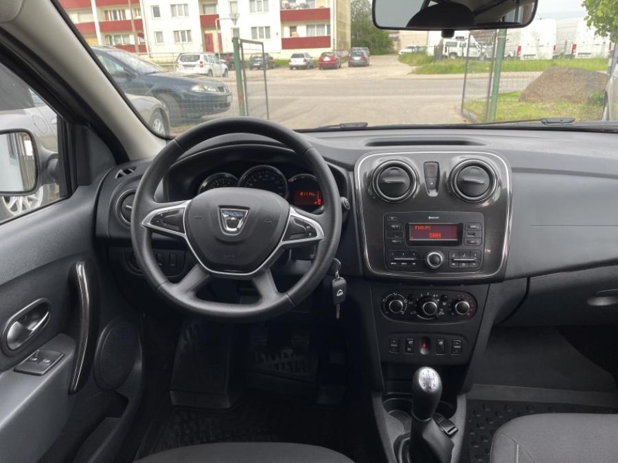 Brown Dacia Sandero 2020 in Riga, with an engine capacity of 0.90 L and mileage of 81 thousand km for 5900 €, photo 26 on AUTOMOTO.COM.LV