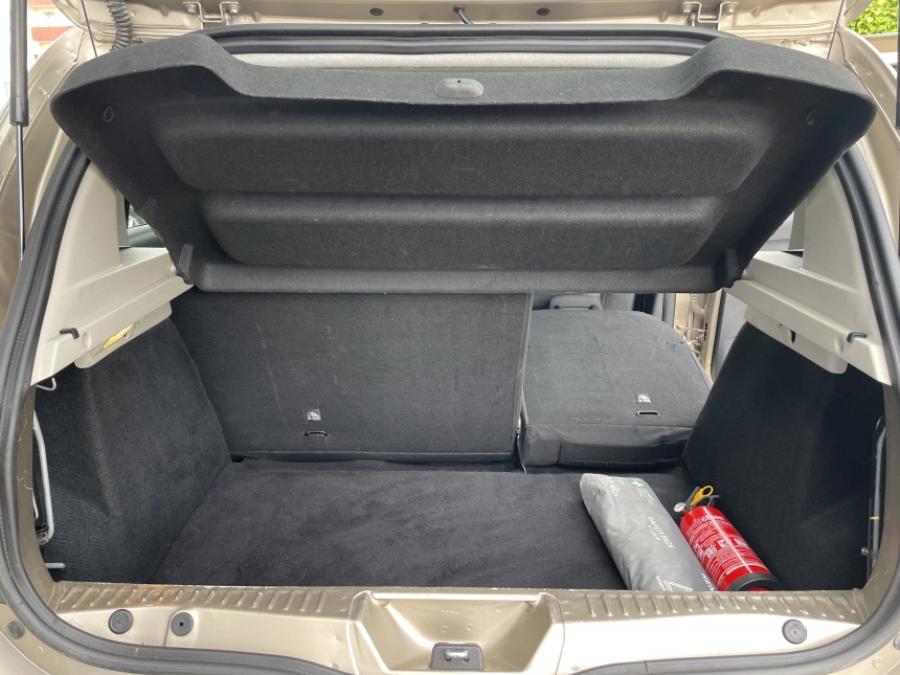 Brown Dacia Sandero 2020 in Riga, with an engine capacity of 0.90 L and mileage of 81 thousand km for 5900 €, photo 28 on AUTOMOTO.COM.LV