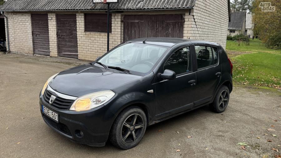 Dacia Sandero 2008 Šauļi, ar dzinēja tilpumu 1.60 L un nobraukumu 331 tūkst. km par 1400 €, foto 3 vietnē AUTOMOTO.COM.LV
