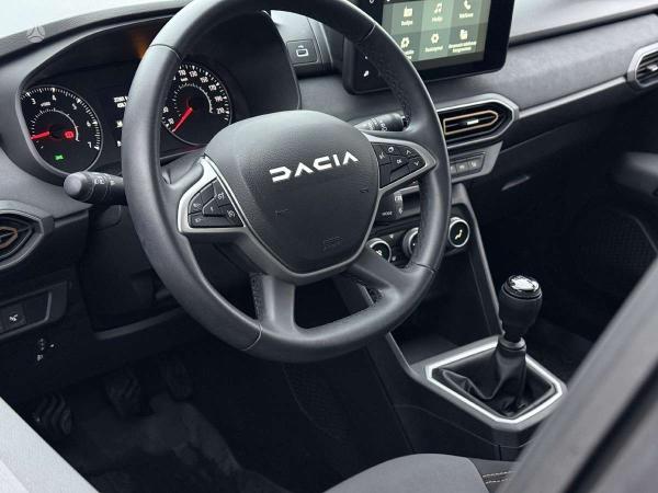 Green Dacia Sandero 2024 in Kaunas, with an engine capacity of 1.00 L and mileage of 28 thousand km for 14900 €, photo 11 on AUTOMOTO.COM.LV