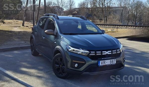 Zaļš Dacia Sandero 2023 Cēsis, ar dzinēja tilpumu 1.00 L un nobraukumu 57 tūkst. km par 14000 €, foto 3 vietnē AUTOMOTO.COM.LV