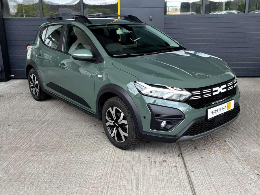 Green Dacia Sandero 2023 in Vilnius, with an engine capacity of 1.00 L and mileage of 60 thousand km for 12500 €, photo 1 on AUTOMOTO.COM.LV