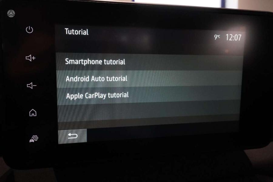 Green Dacia Sandero 2024 in Vilnius, with an engine capacity of 1.00 L and mileage of 54 thousand km for 15890 €, photo 18 on AUTOMOTO.COM.LV