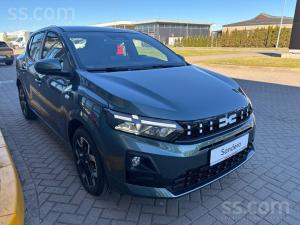 Zaļš Dacia Sandero 2026 Liepāja, ar dzinēja tilpumu 1.20 L un nobraukumu 12 tūkst. km par 17990 €, foto 12 vietnē AUTOMOTO.COM.LV
