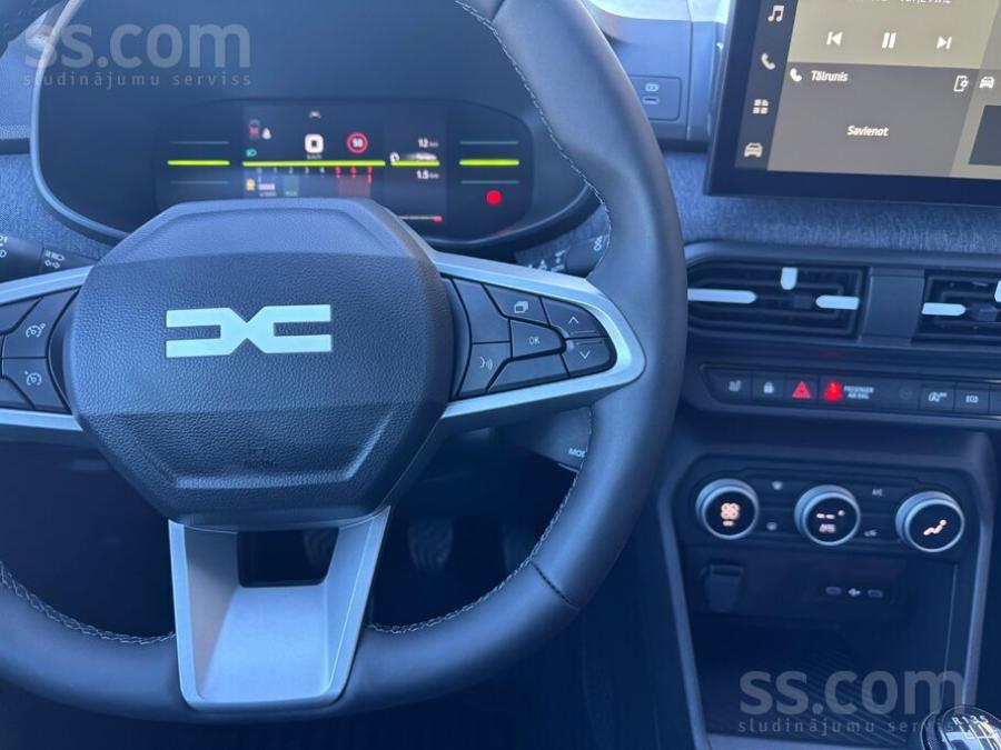 Zaļš Dacia Sandero 2026 Liepāja, ar dzinēja tilpumu 1.20 L un nobraukumu 12 tūkst. km par 17990 €, foto 18 vietnē AUTOMOTO.COM.LV