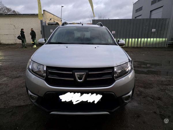 Pelēks Dacia Sandero 2017 Kauņa, ar dzinēja tilpumu 0.90 L un nobraukumu 135 tūkst. km par 4500 €, foto 1 vietnē AUTOMOTO.COM.LV