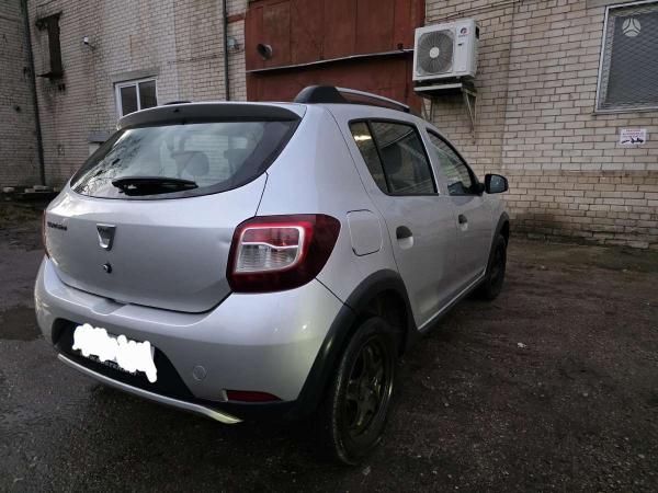 Pelēks Dacia Sandero 2017 Kauņa, ar dzinēja tilpumu 0.90 L un nobraukumu 135 tūkst. km par 4500 €, foto 6 vietnē AUTOMOTO.COM.LV