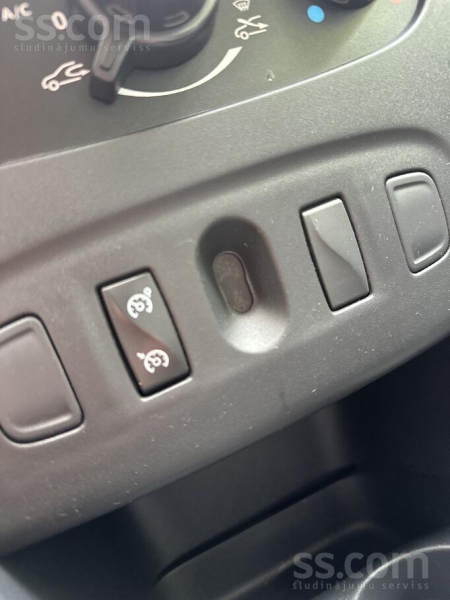 Pelēks Dacia Sandero 2019 Cēsis, ar dzinēja tilpumu 1.50 L un nobraukumu 0 tūkst. km par 6500 €, foto 16 vietnē AUTOMOTO.COM.LV