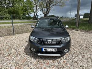 Grey Dacia Sandero 2019 in Cesis, with an engine capacity of 1.50 L and mileage of 0 thousand km for 5000 €, photo 4 on AUTOMOTO.COM.LV