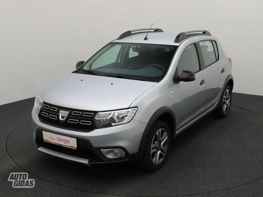 Pelēks Dacia Sandero 2020 Viļņa, ar dzinēja tilpumu 0.90 L un nobraukumu 144 tūkst. km par 6999 €, foto 1 vietnē AUTOMOTO.COM.LV