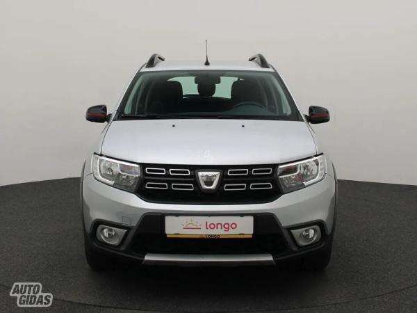 Pelēks Dacia Sandero 2020 Viļņa, ar dzinēja tilpumu 0.90 L un nobraukumu 144 tūkst. km par 6999 €, foto 3 vietnē AUTOMOTO.COM.LV