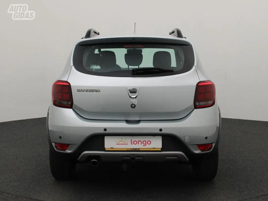 Pelēks Dacia Sandero 2020 Viļņa, ar dzinēja tilpumu 0.90 L un nobraukumu 144 tūkst. km par 6999 €, foto 6 vietnē AUTOMOTO.COM.LV