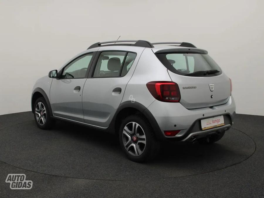 Pelēks Dacia Sandero 2020 Viļņa, ar dzinēja tilpumu 0.90 L un nobraukumu 144 tūkst. km par 6999 €, foto 8 vietnē AUTOMOTO.COM.LV