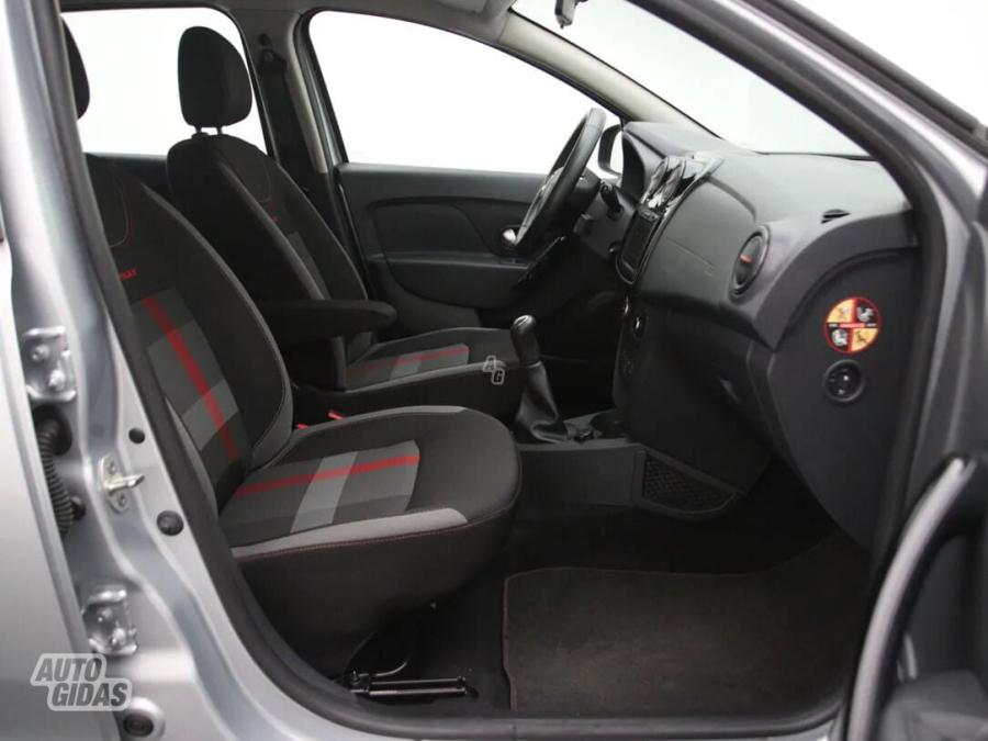 Pelēks Dacia Sandero 2020 Viļņa, ar dzinēja tilpumu 0.90 L un nobraukumu 144 tūkst. km par 6999 €, foto 15 vietnē AUTOMOTO.COM.LV