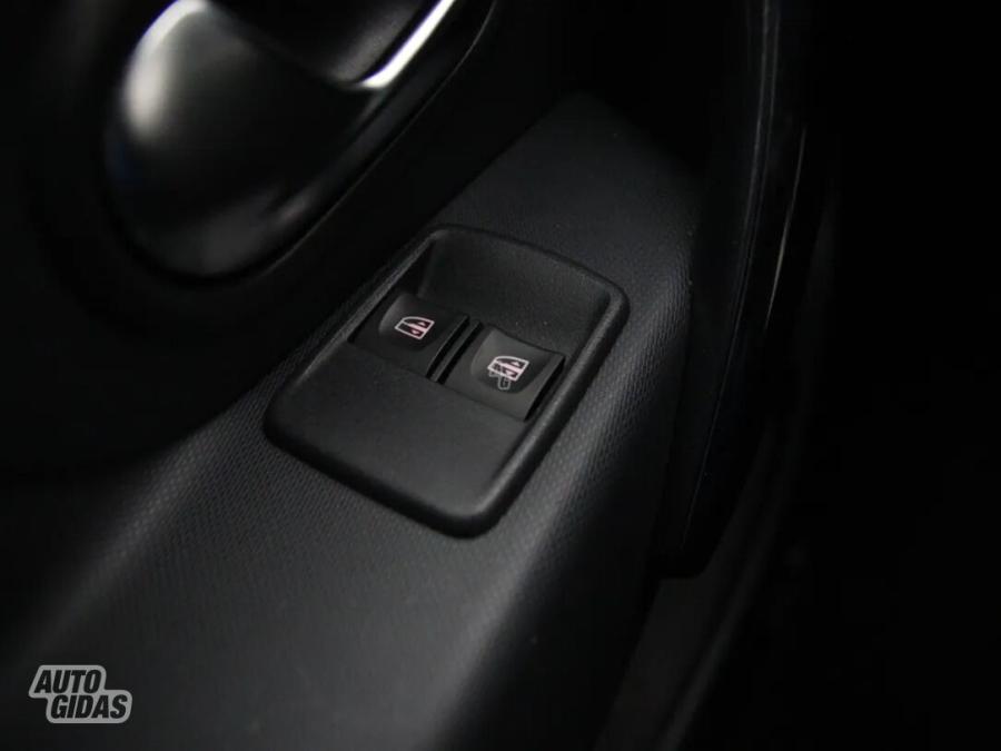 Pelēks Dacia Sandero 2020 Viļņa, ar dzinēja tilpumu 0.90 L un nobraukumu 144 tūkst. km par 6999 €, foto 27 vietnē AUTOMOTO.COM.LV
