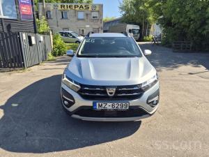 Pelēks Dacia Sandero 2021 Rīga, ar dzinēja tilpumu 1.00 L un nobraukumu 108 tūkst. km par 9490 €, foto 4 vietnē AUTOMOTO.COM.LV