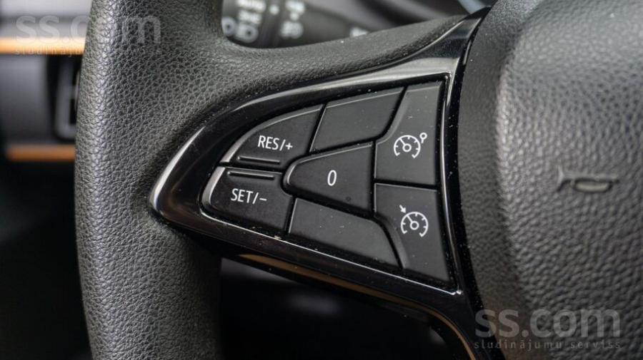 Grey Dacia Sandero 2021 in Riga, with an engine capacity of 1.00 L and mileage of 108 thousand km for 8590 €, photo 20 on AUTOMOTO.COM.LV