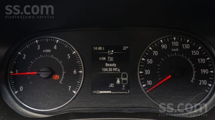 Grey Dacia Sandero 2021 in Riga, with an engine capacity of 1.00 L and mileage of 108 thousand km for 8590 €, photo 21 on AUTOMOTO.COM.LV
