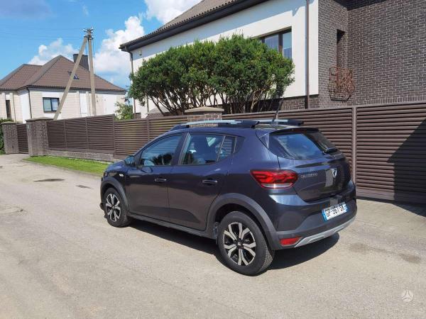 Pelēks Dacia Sandero 2022 Kauņa, ar dzinēja tilpumu 1.00 L un nobraukumu 26 tūkst. km par 6700 €, foto 3 vietnē AUTOMOTO.COM.LV