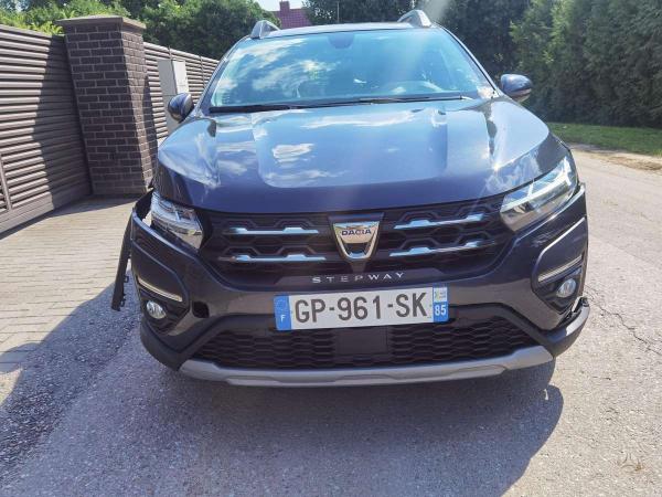 Pelēks Dacia Sandero 2022 Kauņa, ar dzinēja tilpumu 1.00 L un nobraukumu 26 tūkst. km par 6700 €, foto 4 vietnē AUTOMOTO.COM.LV