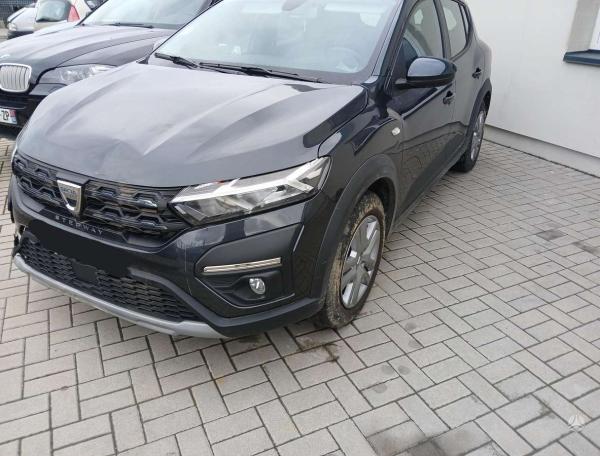 Grey Dacia Sandero 2023 in Taurage, with an engine capacity of 1.00 L and mileage of 17 thousand km for 5300 €, photo 1 on AUTOMOTO.COM.LV