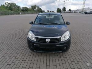 Pelēks Dacia Sandero 2009 Marijampole, ar dzinēja tilpumu 1.15 L un nobraukumu 112 tūkst. km par 1350 €, foto 3 vietnē AUTOMOTO.COM.LV