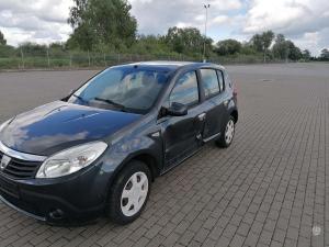 Pelēks Dacia Sandero 2009 Marijampole, ar dzinēja tilpumu 1.15 L un nobraukumu 112 tūkst. km par 1350 €, foto 4 vietnē AUTOMOTO.COM.LV
