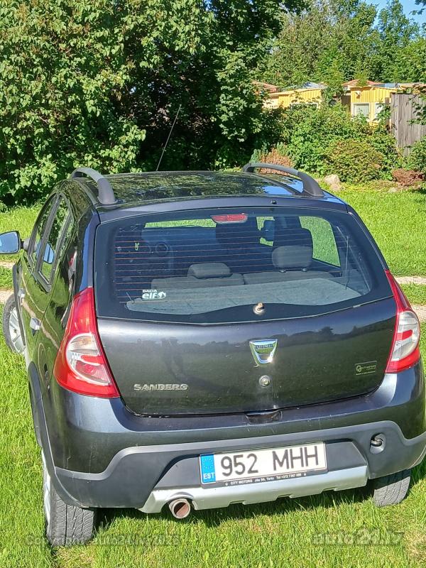 Pelēks Dacia Sandero 2012 Tartu, ar dzinēja tilpumu 1.60 L un nobraukumu 220 tūkst. km par 2599 €, foto 9 vietnē AUTOMOTO.COM.LV