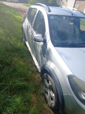 Pelēks Dacia Sandero 2012 Viļņa, ar dzinēja tilpumu 1.46 L un nobraukumu 225 tūkst. km par 1000 €, foto 7 vietnē AUTOMOTO.COM.LV