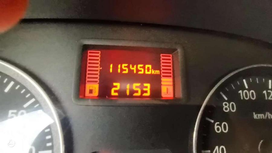 Grey Dacia Sandero 2012 in Marijampole, with an engine capacity of 1.60 L and mileage of 115 thousand km for 2800 €, photo 7 on AUTOMOTO.COM.LV