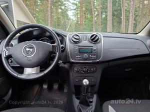 Pelēks Dacia Sandero 2013 Kerdla, ar dzinēja tilpumu 1.50 L un nobraukumu 244 tūkst. km par 4200 €, foto 7 vietnē AUTOMOTO.COM.LV