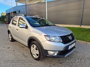Pelēks Dacia Sandero 2013 Tallina, ar dzinēja tilpumu 1.50 L un nobraukumu 211 tūkst. km par 1999 €, foto  vietnē AUTOMOTO.COM.LV