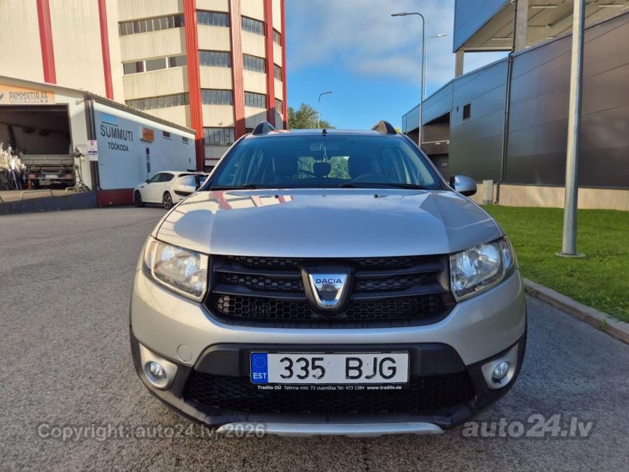 Grey Dacia Sandero 2013 in Tallinn, with an engine capacity of 1.50 L and mileage of 211 thousand km for 1999 €, photo 3 on AUTOMOTO.COM.LV