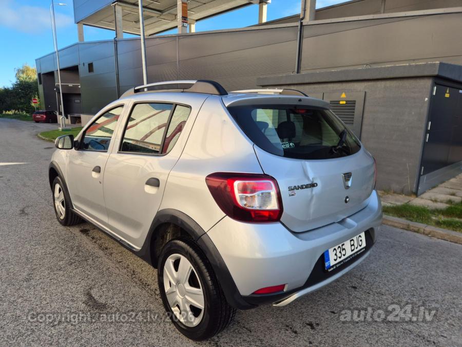 Grey Dacia Sandero 2013 in Tallinn, with an engine capacity of 1.50 L and mileage of 211 thousand km for 1999 €, photo 7 on AUTOMOTO.COM.LV