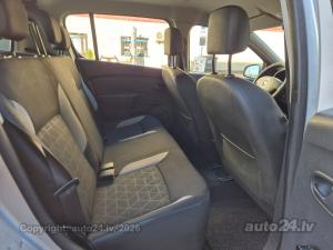 Grey Dacia Sandero 2013 in Tallinn, with an engine capacity of 1.50 L and mileage of 211 thousand km for 1999 €, photo 10 on AUTOMOTO.COM.LV