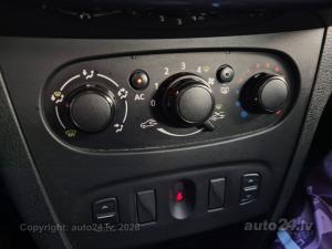 Grey Dacia Sandero 2013 in Tallinn, with an engine capacity of 1.50 L and mileage of 211 thousand km for 1999 €, photo 11 on AUTOMOTO.COM.LV
