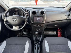 Pelēks Dacia Sandero 2015 Šauļi, ar dzinēja tilpumu 1.46 L un nobraukumu 253 tūkst. km par 3800 €, foto 9 vietnē AUTOMOTO.COM.LV
