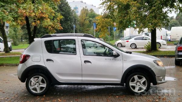 Pelēks Dacia Sandero 2015 Rīga, ar dzinēja tilpumu 1.50 L un nobraukumu 0 tūkst. km par 3390 €, foto 1 vietnē AUTOMOTO.COM.LV