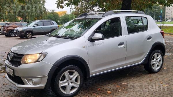 Pelēks Dacia Sandero 2015 Rīga, ar dzinēja tilpumu 1.50 L un nobraukumu 0 tūkst. km par 3390 €, foto 5 vietnē AUTOMOTO.COM.LV