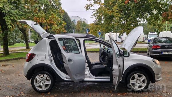 Pelēks Dacia Sandero 2015 Rīga, ar dzinēja tilpumu 1.50 L un nobraukumu 0 tūkst. km par 3390 €, foto 8 vietnē AUTOMOTO.COM.LV