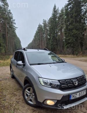 Grey Dacia Sandero 2017 in Jelgava, with an engine capacity of 0.90 L and mileage of 169 thousand km for 5399 €, photo  on AUTOMOTO.COM.LV