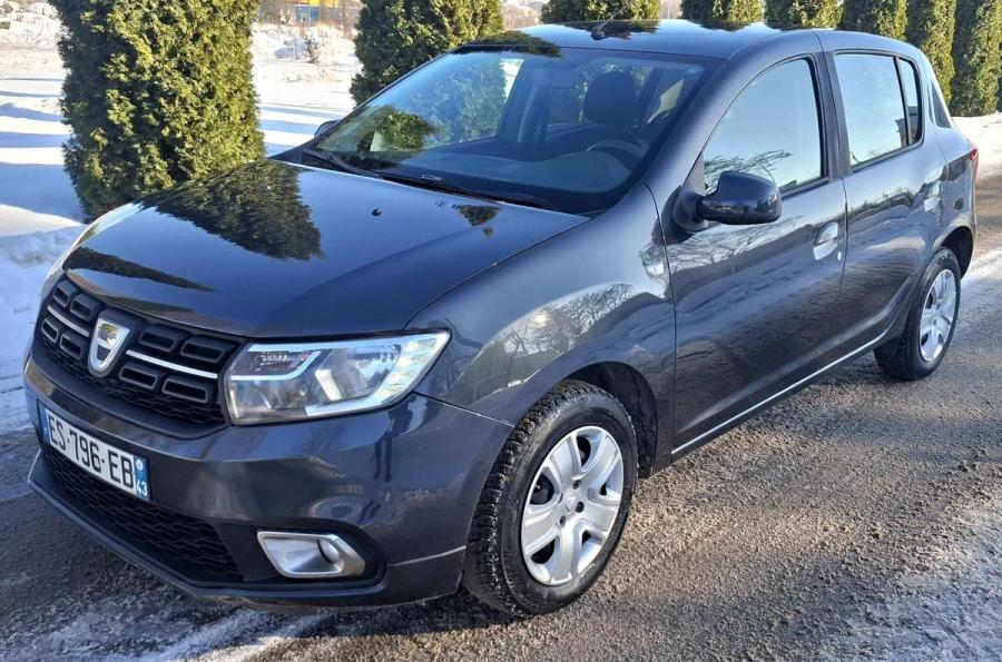 Pelēks Dacia Sandero 2017 Tauragė, ar dzinēja tilpumu 1.00 L un nobraukumu 124 tūkst. km par 2500 €, foto 1 vietnē AUTOMOTO.COM.LV