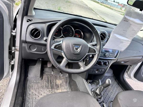 Grey Dacia Sandero 2018 in Marijampole, with an engine capacity of 0.90 L and mileage of 168 thousand km for 4400 €, photo 11 on AUTOMOTO.COM.LV