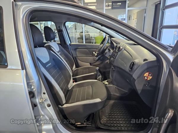 Grey Dacia Sandero 2018 in Tallinn, with an engine capacity of 1.50 L and mileage of 54 thousand km for 8990 €, photo 10 on AUTOMOTO.COM.LV