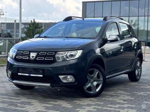 Pelēks Dacia Sandero 2018 Šauļi, ar dzinēja tilpumu 0.90 L un nobraukumu 166 tūkst. km par 5150 €, foto  vietnē AUTOMOTO.COM.LV