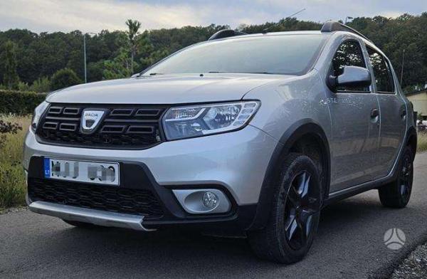 Pelēks Dacia Sandero 2018 Kauņa, ar dzinēja tilpumu 0.90 L un nobraukumu 109 tūkst. km par 4580 €, foto 5 vietnē AUTOMOTO.COM.LV