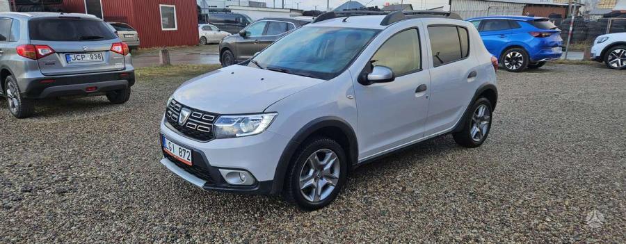 Grey Dacia Sandero 2020 in Vilnius, with an engine capacity of 0.90 L and mileage of 130 thousand km for 3555 €, photo 13 on AUTOMOTO.COM.LV
