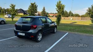 Pelēks Dacia Sandero 2020 Tallina, ar dzinēja tilpumu 1.00 L un nobraukumu 40 tūkst. km par 6500 €, foto 5 vietnē AUTOMOTO.COM.LV