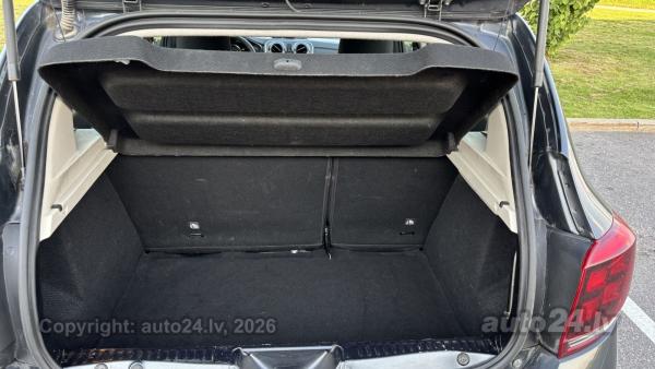 Grey Dacia Sandero 2020 in Tallinn, with an engine capacity of 1.00 L and mileage of 40 thousand km for 6500 €, photo 9 on AUTOMOTO.COM.LV